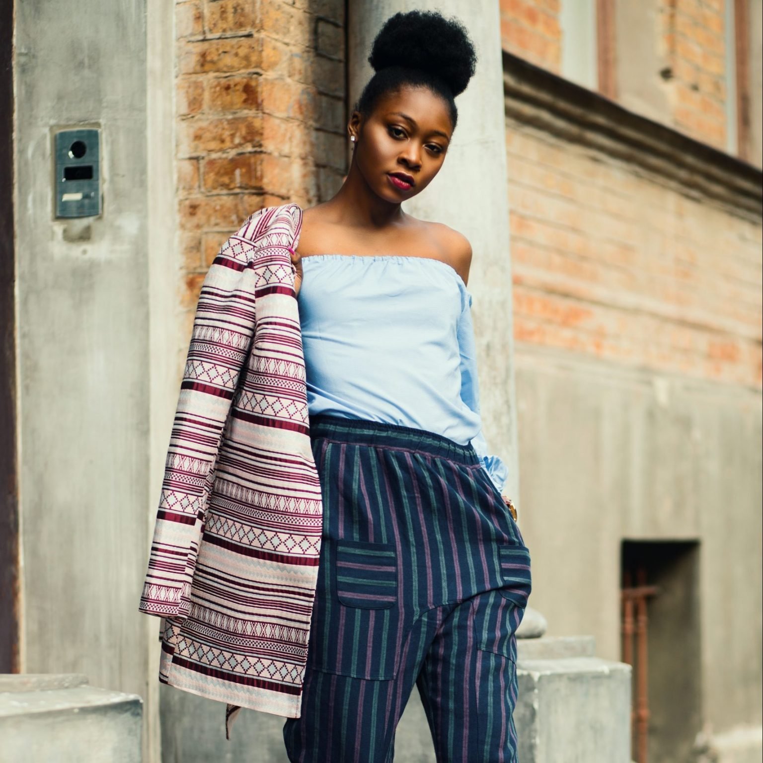 Style Guide: How to Style a Tweed Jacket for Spring! • AK Brown